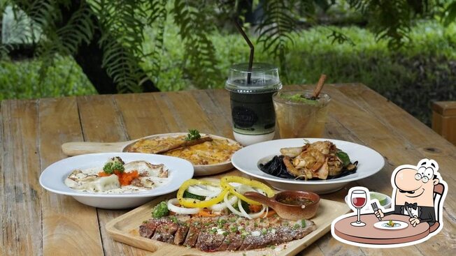Grandpa’s Bar & Bistro, Talad Krathum Baen - Opiniones del restaurante