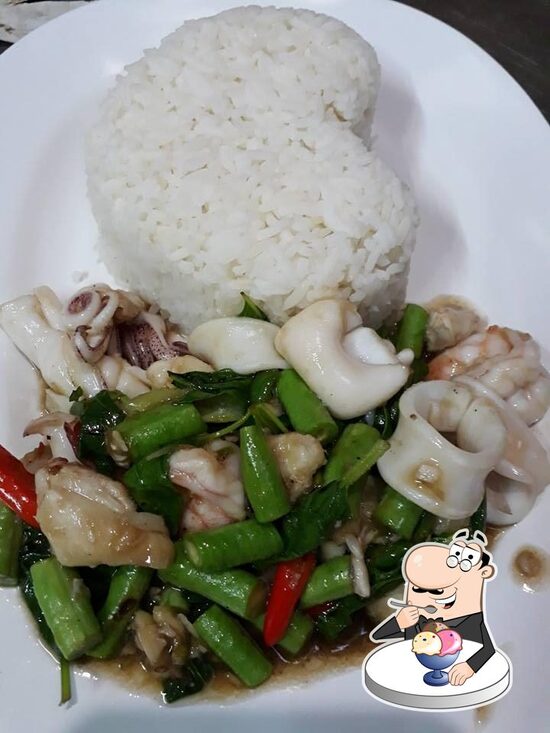 Uncle & Aunt Thai Food restaurant, Bangkok, ถนนเพชรบุรีต้ดใหม่ ...
