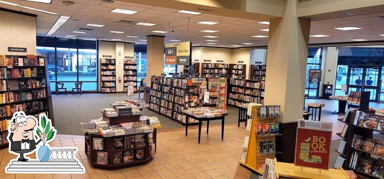 Barnes & Noble, 5701 Sunset Dr Suite 196 in Miami - Restaurant reviews
