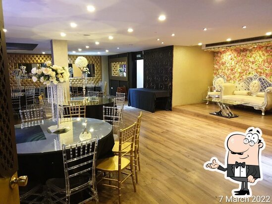 Menu at Zauq Buffet restaurant, Birmingham, Unit 17