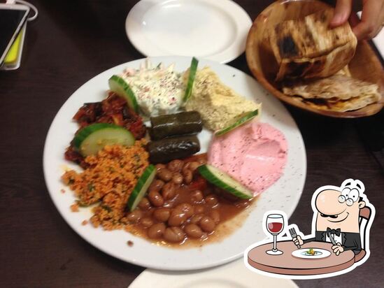 Umut 2000 Dalston, 6 Crossway in London - Restaurant menu and reviews