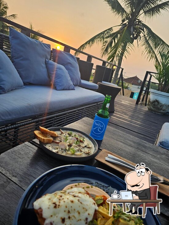 Swell Hotel, Pool Bar & Restaurant, Tabanan - Restaurant menu, prices ...