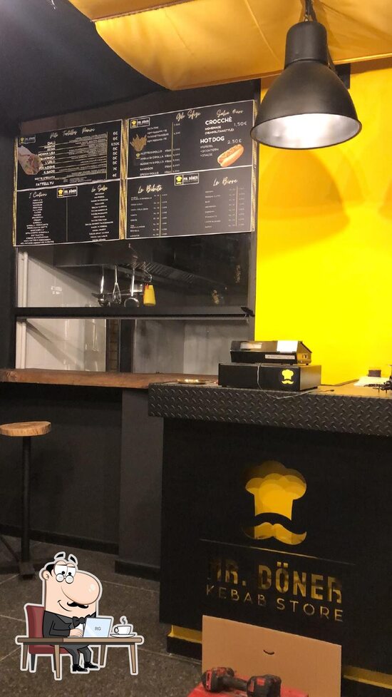 MR DONER kebab store, Neapel - Speisekarte, Preise und Bewertungen