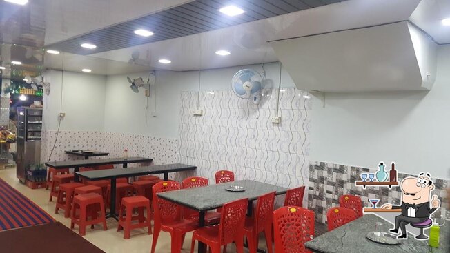 Menu at Minar Restaurant, Mampad