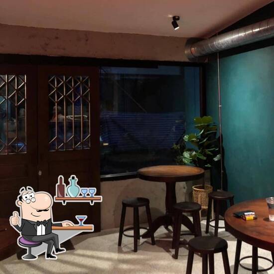 Baytong Chicken Rice, Bangkok - Restaurant menu, prices and reviews