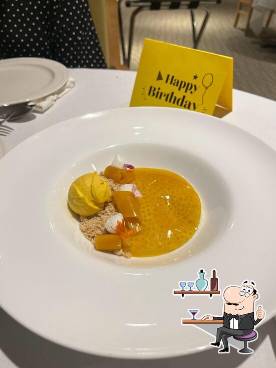 The Highwood Kitchen + Bar, Calgary - Restaurant menu, prices and reviews