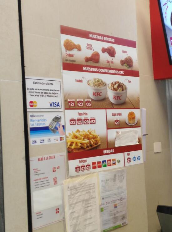 Menu at KFC WALMART restaurant, Cancún