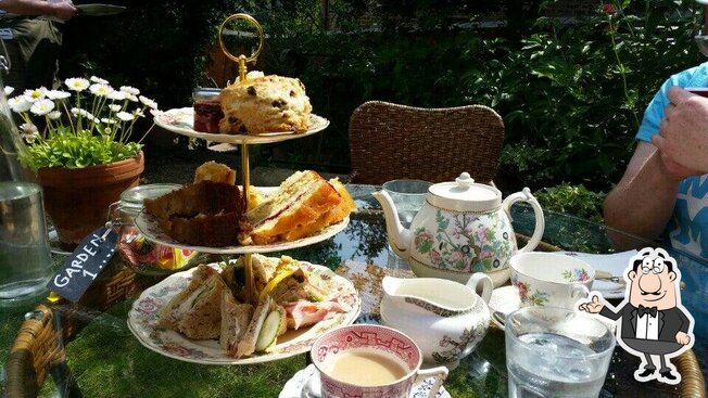 Menu at Castle Cottage Cafe, Oakham, Oakham Castle grounds