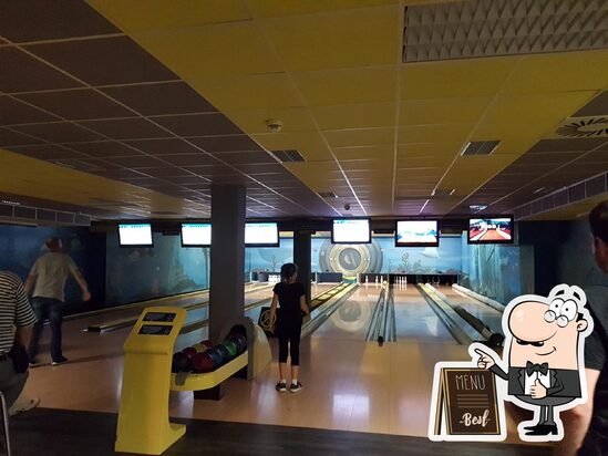 Bowling sportbar Koule, Prague, Breitcetlova - Restaurant menu and reviews