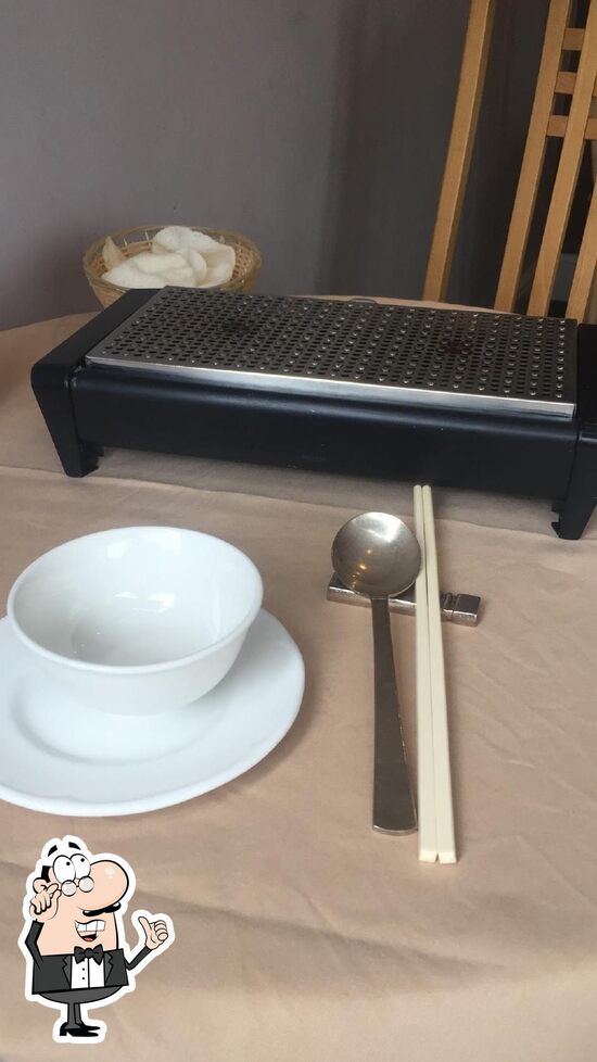 Heen's Restaurant Sutton, Sutton - Restaurant menu, prices and reviews