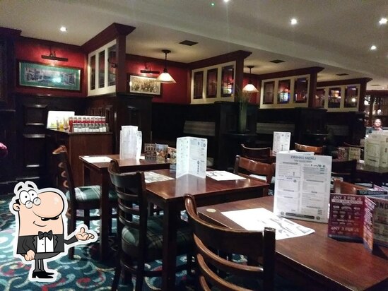 Menu at The Good Yarn - JD Wetherspoon pub & bar, Uxbridge, 132 High St