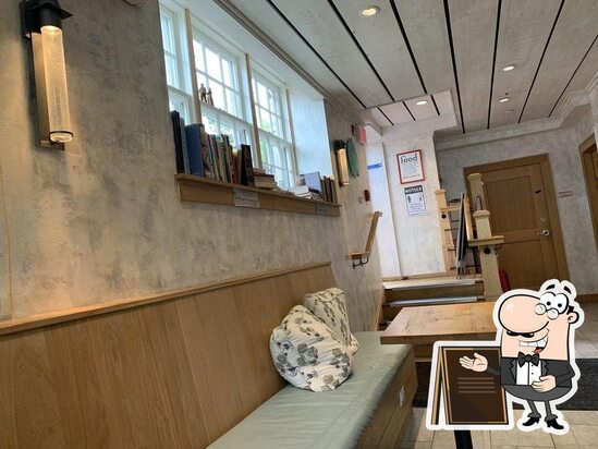 Corner Table Cafe in Nantucket - Restaurant menu and reviews