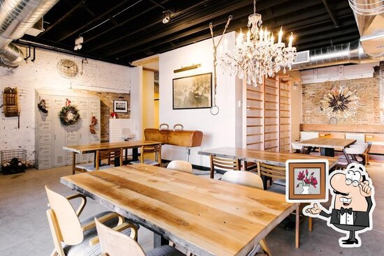 Park & Field, Chicago - Restaurant menu, prices and reviews