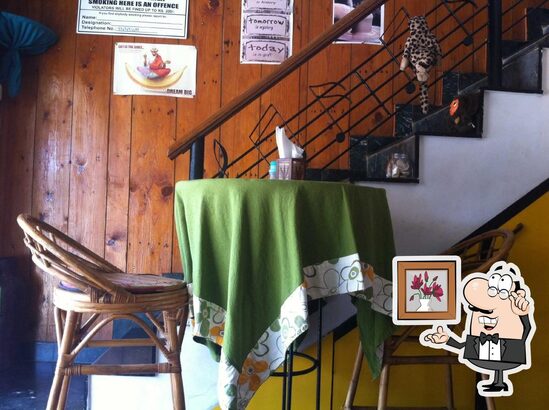 Simple Pleasures, Margao, Near ICICI bank colva - Restaurant reviews