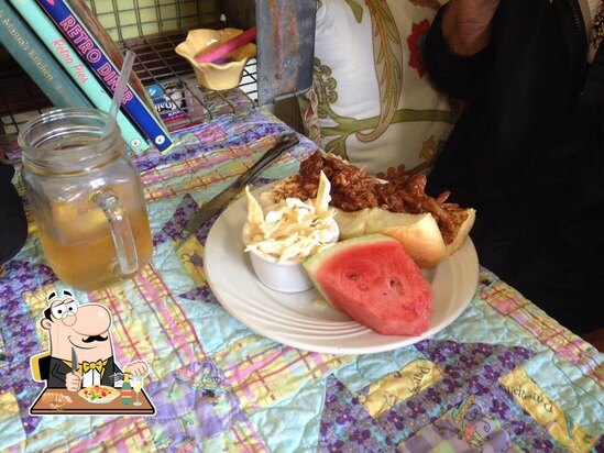 Menu at Dorris & Daughter Catering Cafe, Fortuna