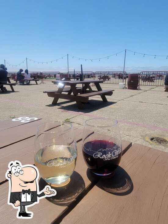 Rock Wall Wine Company in Alameda - Restaurant menu and reviews