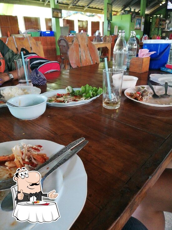 Carta del restaurante ครัวแม่เล็ก/ครัวป้าเล็ก @บางเสร่รีสอร์ท, Bang Sa-re