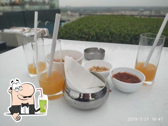 Sky Bar, Lucknow, Renaissance Lucknow Hotel - Restaurant reviews