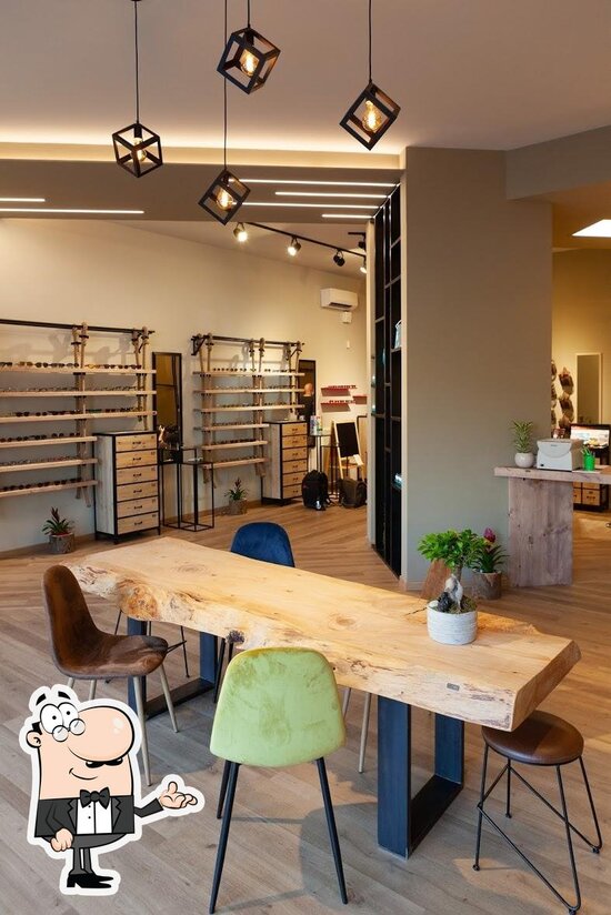 Xlab Design, Latina