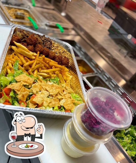 Tuque Shawarma, Stratford - Restaurant menu, prices and reviews