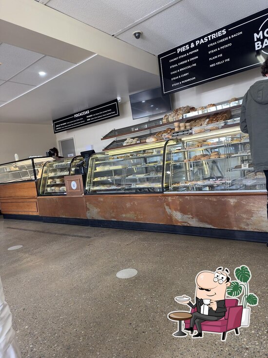 Moama Bakery - Ogilvie Ave, West Echuca, Echuca - Restaurant menu ...