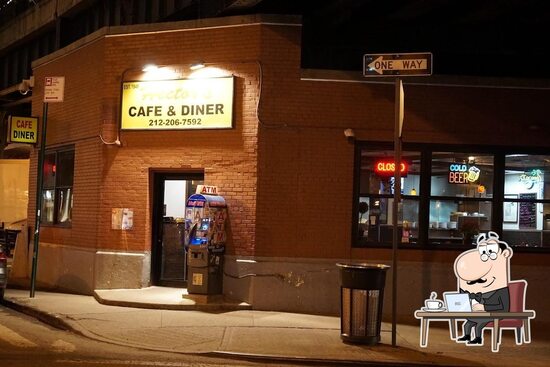 Hector's Cafe & Diner, New York City - Restaurant menu, prices and reviews