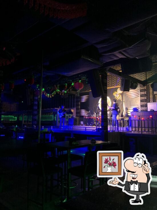Bee PUB & KTV, Batam - Restaurant menu, prices and reviews