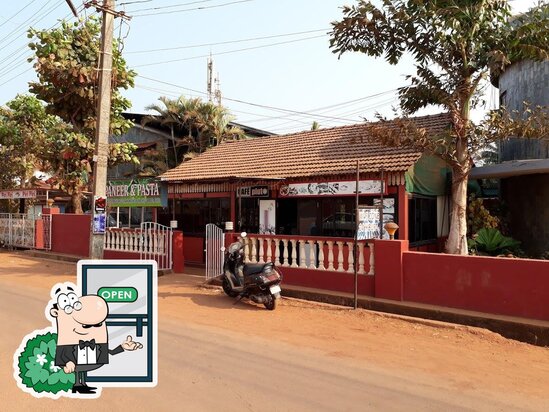 Cafe Pluto, Anjuna - Restaurant menu, prices and reviews