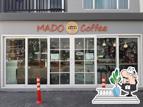 Menu at Mado Coffee, Bangkok