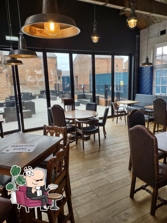 The Powder Monkey Taphouse, Gosport - Restaurant menu, prices and reviews