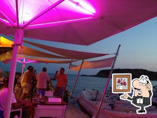 Menu at Roxy Beach pub & bar, Portals Nous