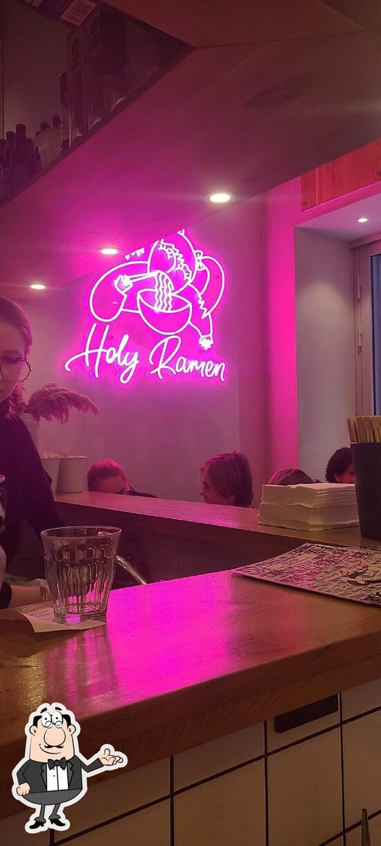Holy Ramen restaurant, Paris - Restaurant reviews