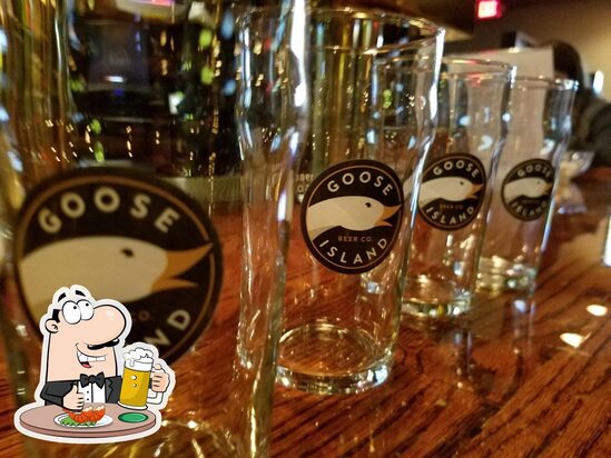 O'Conners Irish Pub, 2200 N Limestone St in Springfield - Restaurant ...