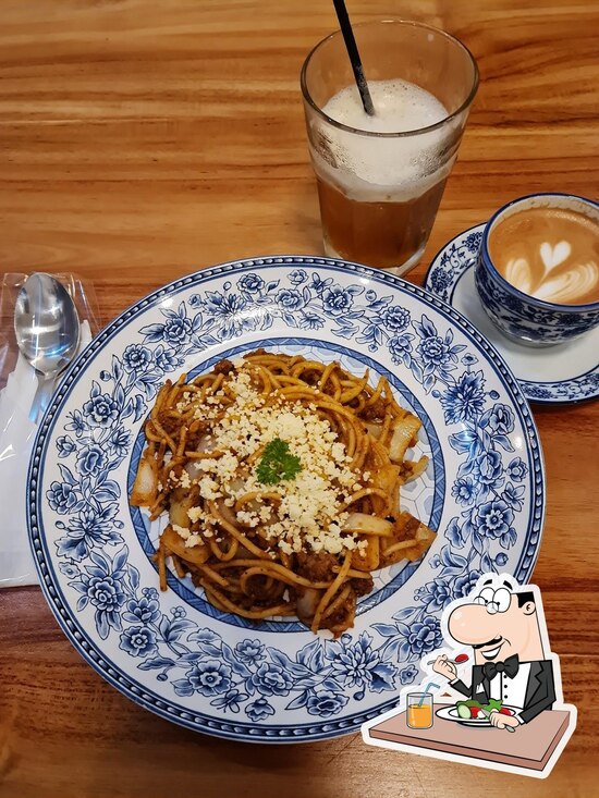 BLUE House restaurant, Semarang - Restaurant menu and reviews