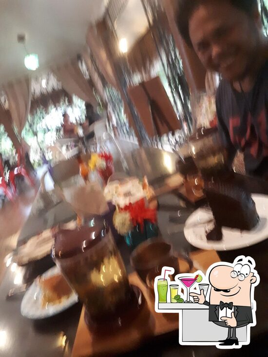 Reg's Beach Resort Restaurant & Lodging - Quezon, Iligan City ...