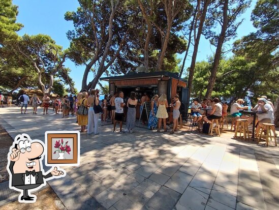 Snack Box, Bol - Menu del ristorante, prezzi e recensioni