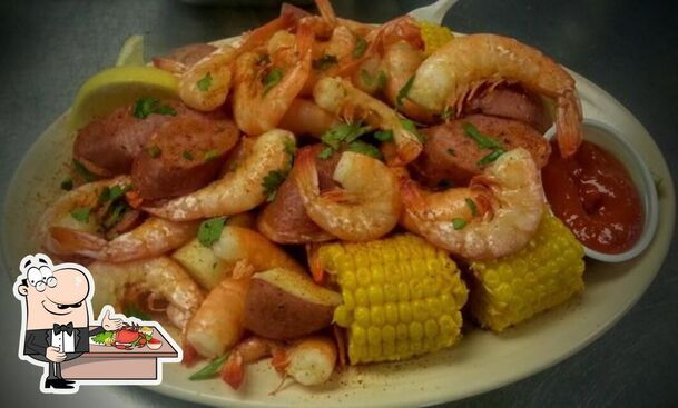 Menu at Hoochies restaurant, Denton, 214 E Hickory St