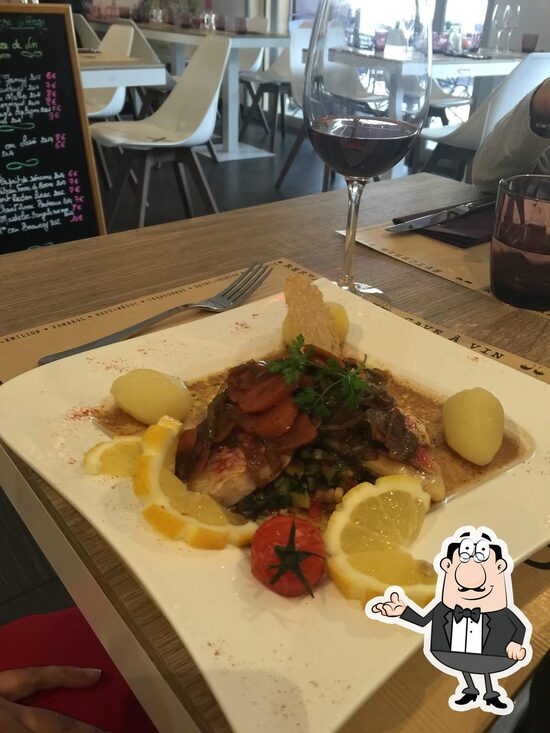 Mets Vins Chics, Èze - Restaurant menu, prices and reviews
