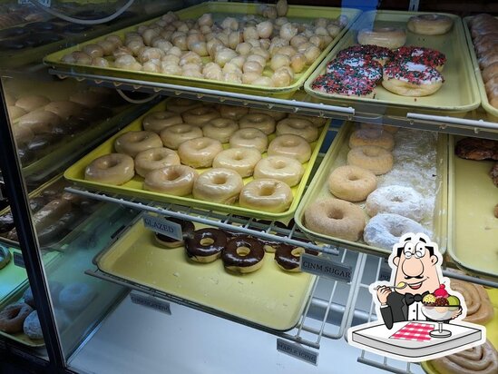 Dickson Donuts, 315 TN-46 in Dickson - Restaurant menu and reviews