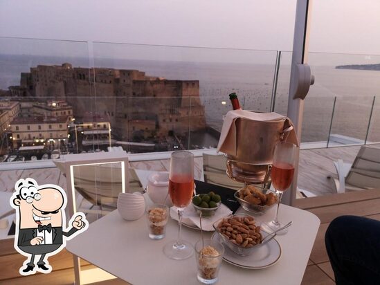 Grand Hotel Vesuvio Sky Lounge pub & Bar, Neapel - Restaurantbewertungen