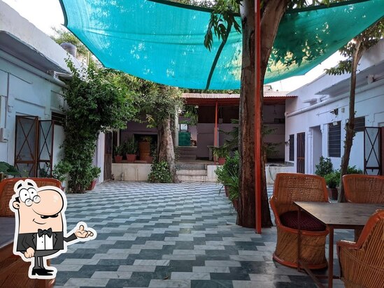 Doctor Alone Hostel & Cafe, Pushkar - Restaurant menu, prices and reviews