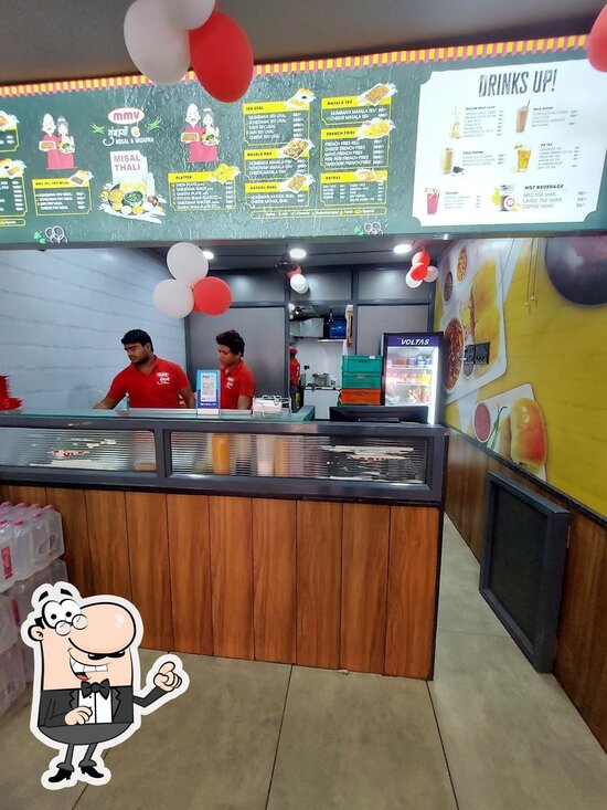 Menu at MMV Mumbaiya Misal and Vadapav Bhaduatnagar, Ahmedabad