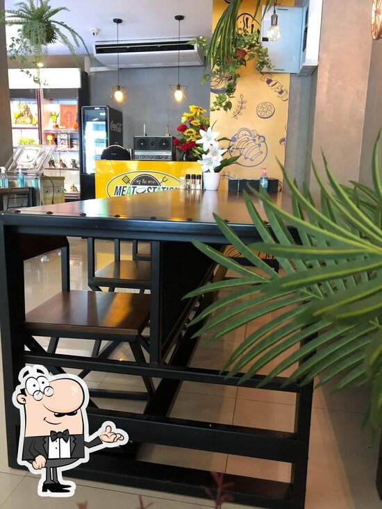 Meat Station หรู ริม ทาง, Huai Kapi - Restaurant menu, prices and reviews