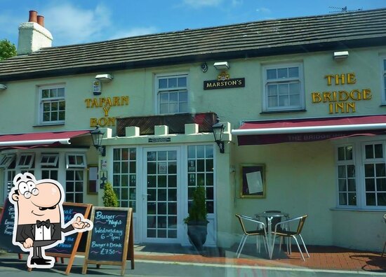 Menu at Bridge Inn pub & bar, Menai Bridge, Telford Rd