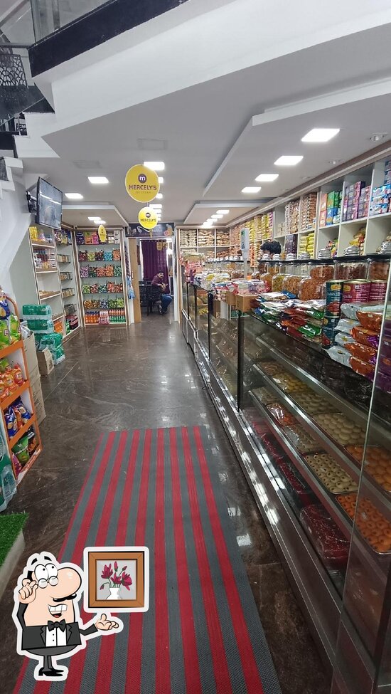Nakshatra bake and restaurant, Madikeri - Restaurant reviews