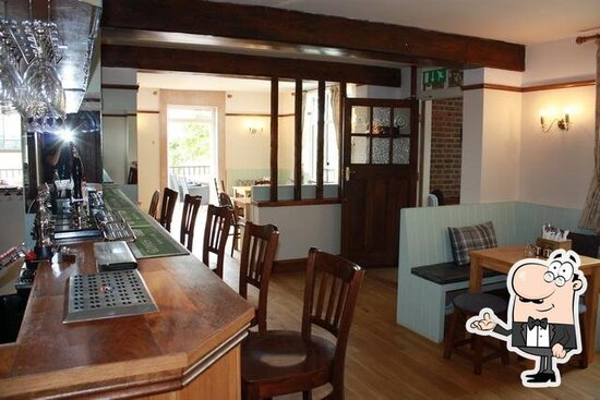 Menu at The Fox pub & bar, Luton, Darley Hall