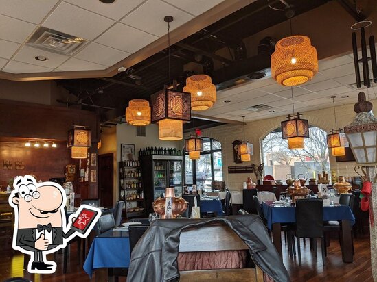 Chef Gong Chinese Restaurant in Lansing - Restaurant menu and reviews