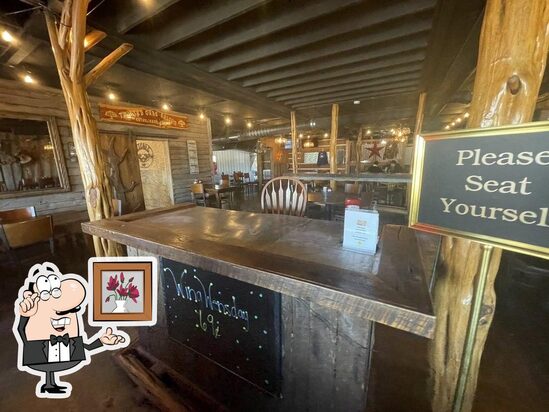Menu at Twisted Oaks pub & bar, Smithville