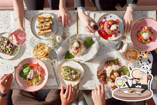 Pawsitive Cafe in London - Restaurant reviews