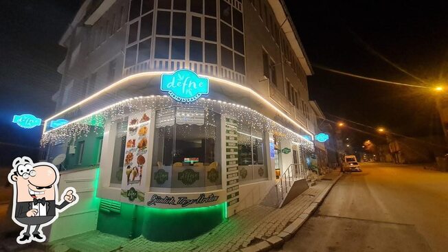 Defne Firin Pasta, Altıntaş